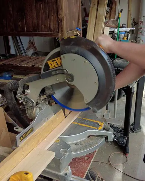How To Build DIY Wood Slat Barn Doors – Frugal Fitz Designs