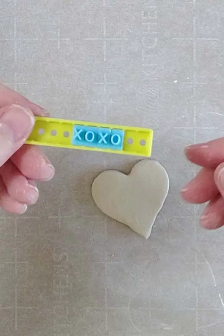 Diy Conversation Hearts Using Air Dry Clay – Frugal Fitz Designs